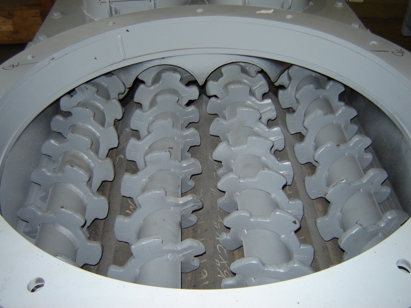 Live Bottom Dischargers | Materials Handling Equipment Co.